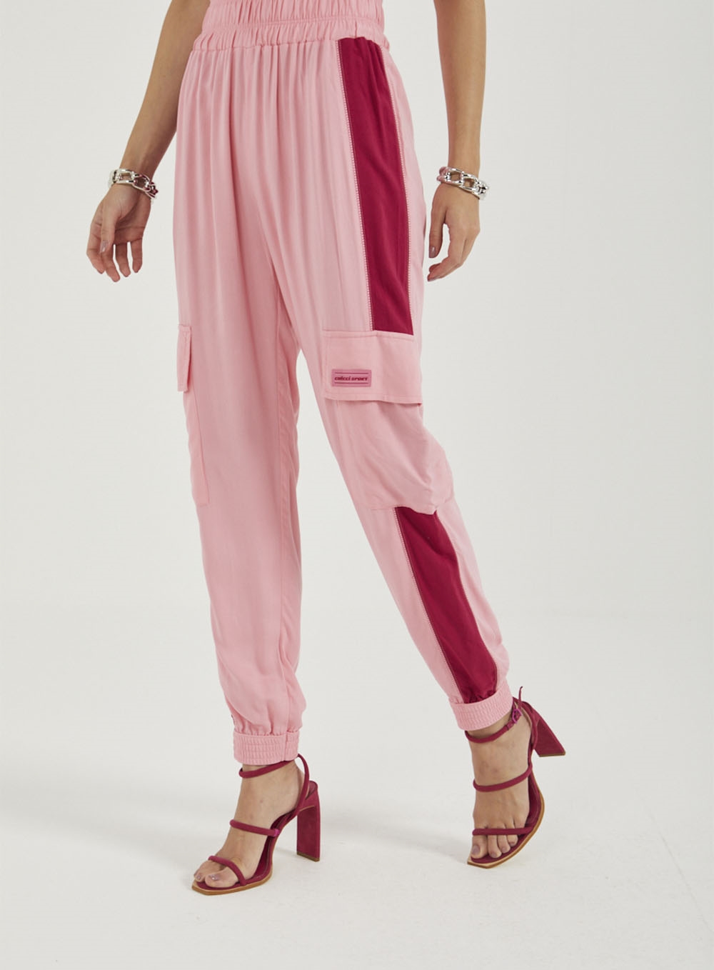 Calça Com Recortes E Bolsos Sport Studio | Colcci