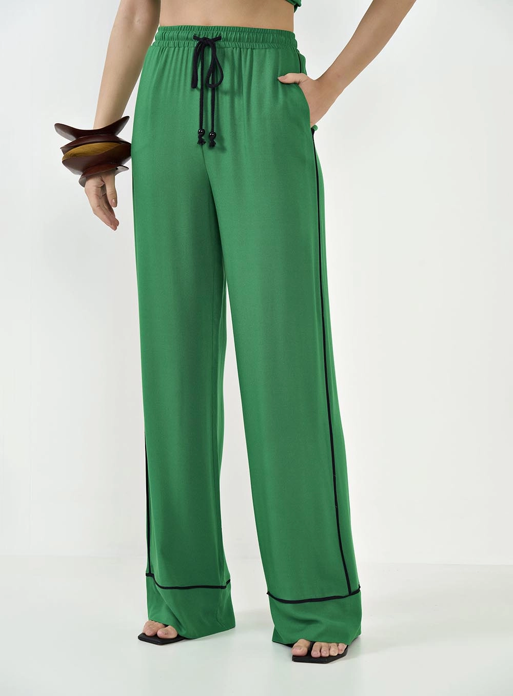 Calça Feminina Joana com Debrum | Colcci